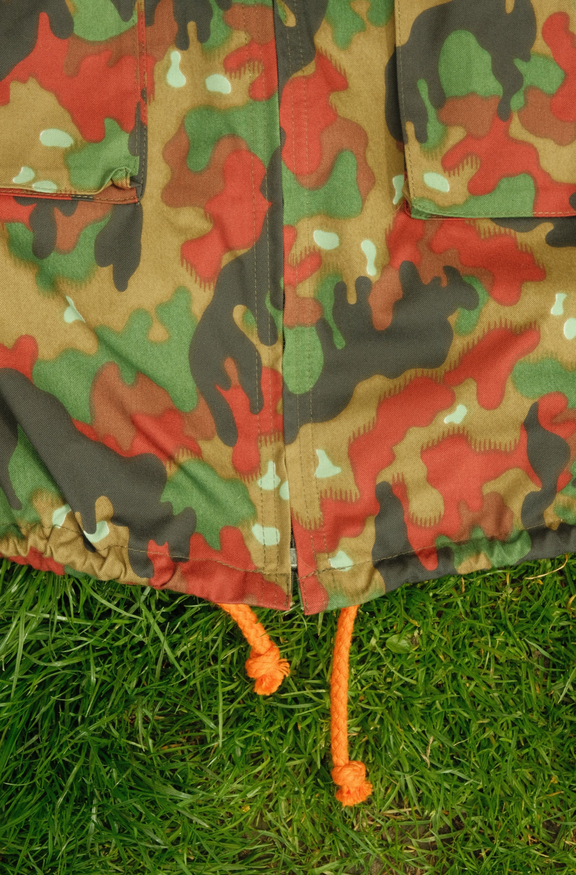 CAPSULE CL9.2 - 80s Swiss Alpenflage army Jacket ~ Vintage Store ...